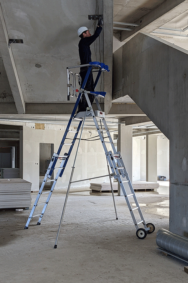 Echelle roulante PIRL télescopique pour chantier