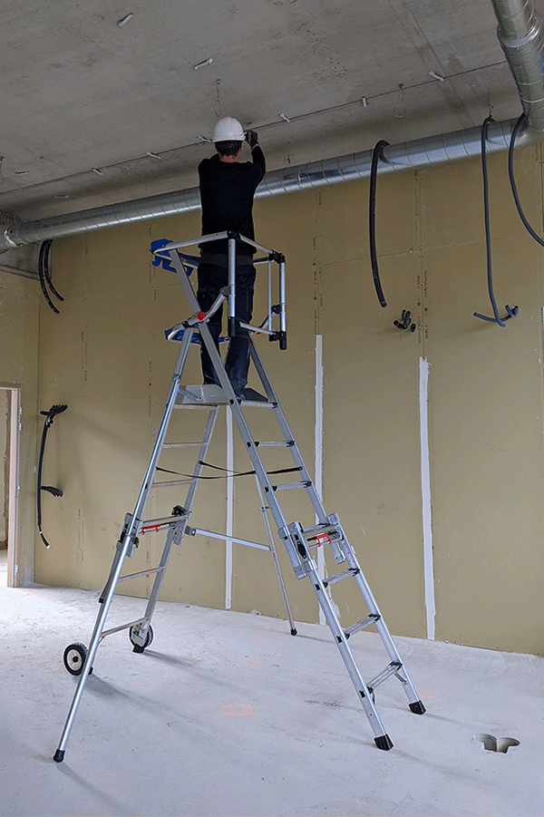 Echelle roulante télescopique PIRL pour chantier