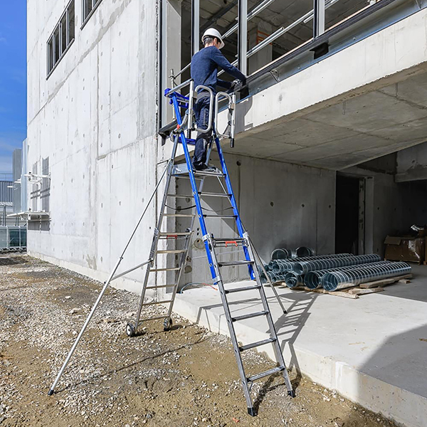 Echelle roulante PIRL télescopique pour chantier
