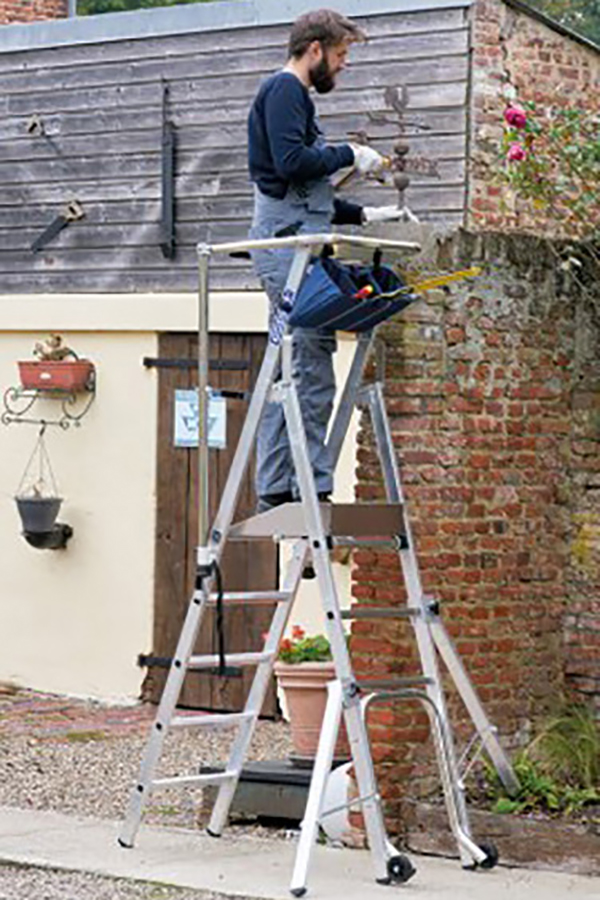PIRL - Plateforme individuelle roulante en aluminium la plus légère du ...