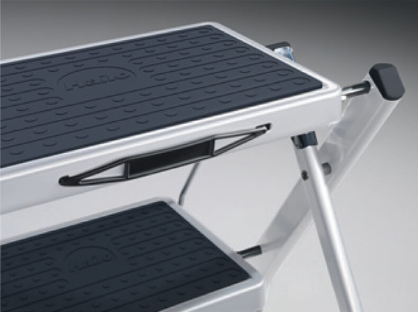 Marchepied pliant aluminium avec deux marches