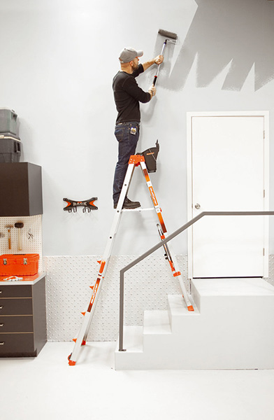 Escabeau télescopique multifonction réglable en 4 positions