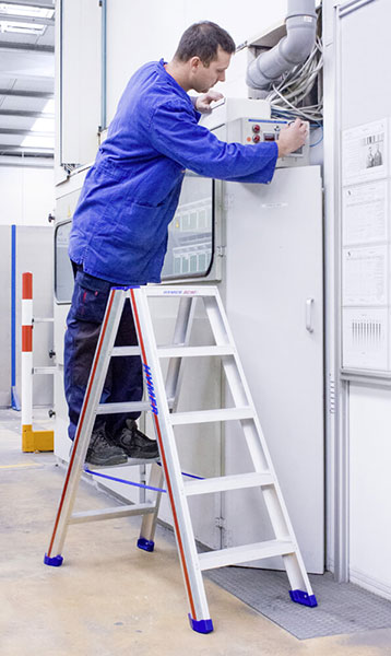 Achat d'escabeau double à marches aluminium