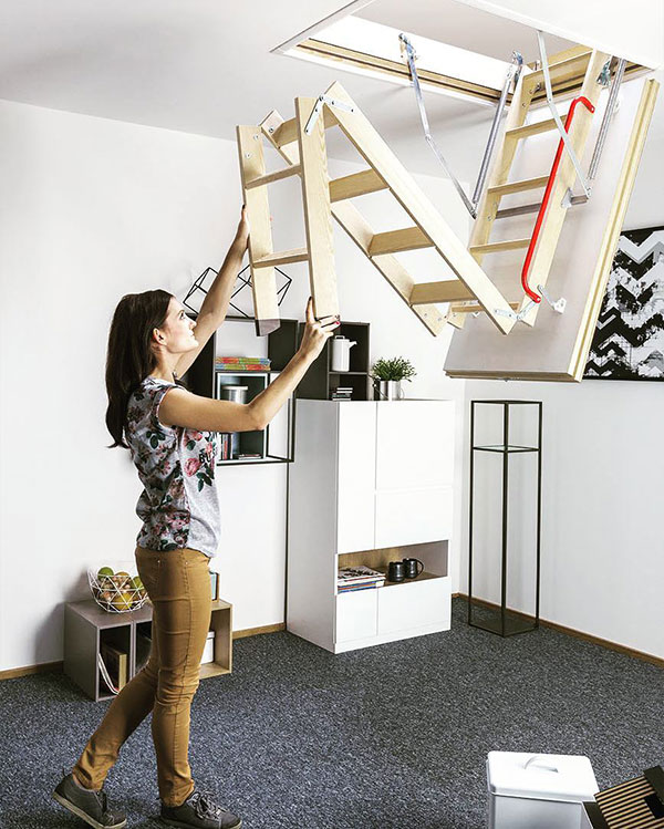 Escalier escamotable isolé pour combles froids