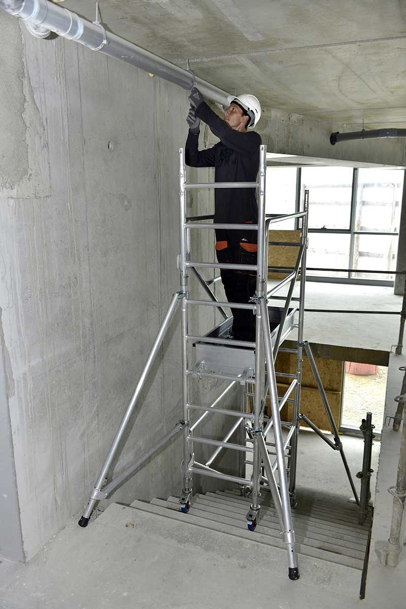 Gerüst für Treppen: Nur 0,59m bereit.