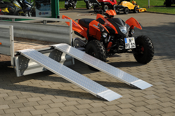 Laderampe 300mm breit, Länge 1505 bis 3500mm