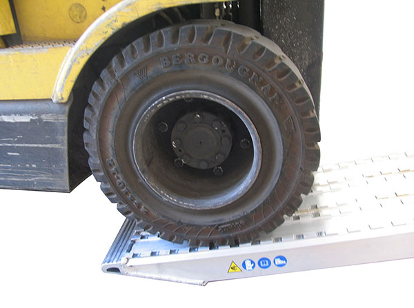 Laderampe - Breite 390mm - Traglast bis 21,5t