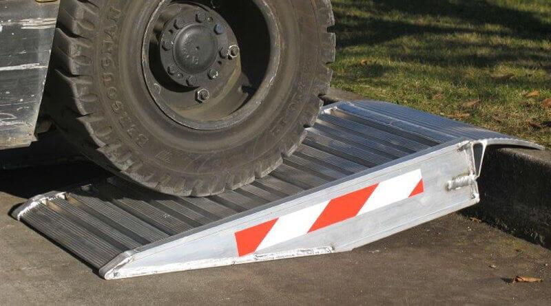 Aluminium Laderampe extrabreit - Traglast bis 7500kg - Breite 500mm