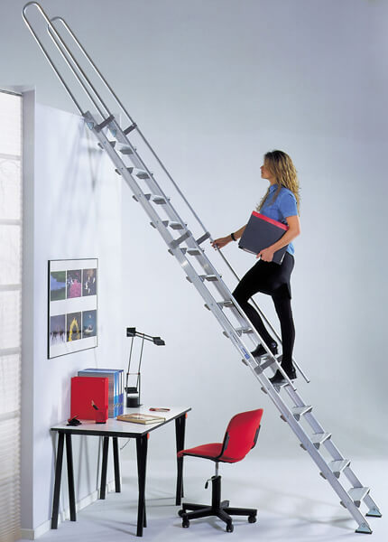 Alu Stufenleiter mit hoher Qualität mit 15cm Stufen