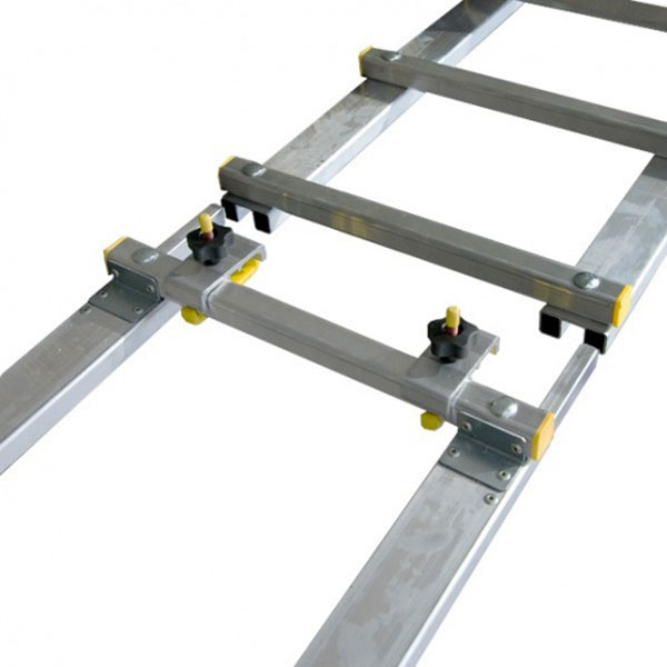 Dachleiter mit integriertem Firstbügel, verlängerbar.