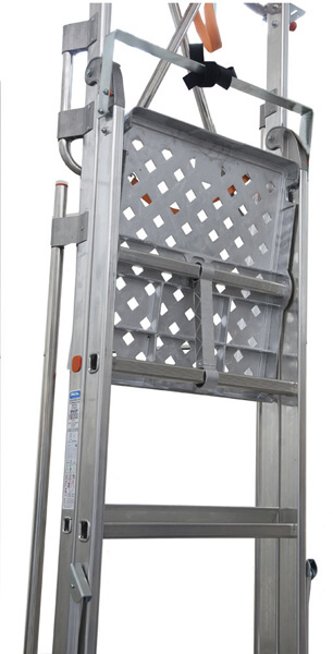 Scala con piattaforma a immobilizzazione automatica - CTA di Facal