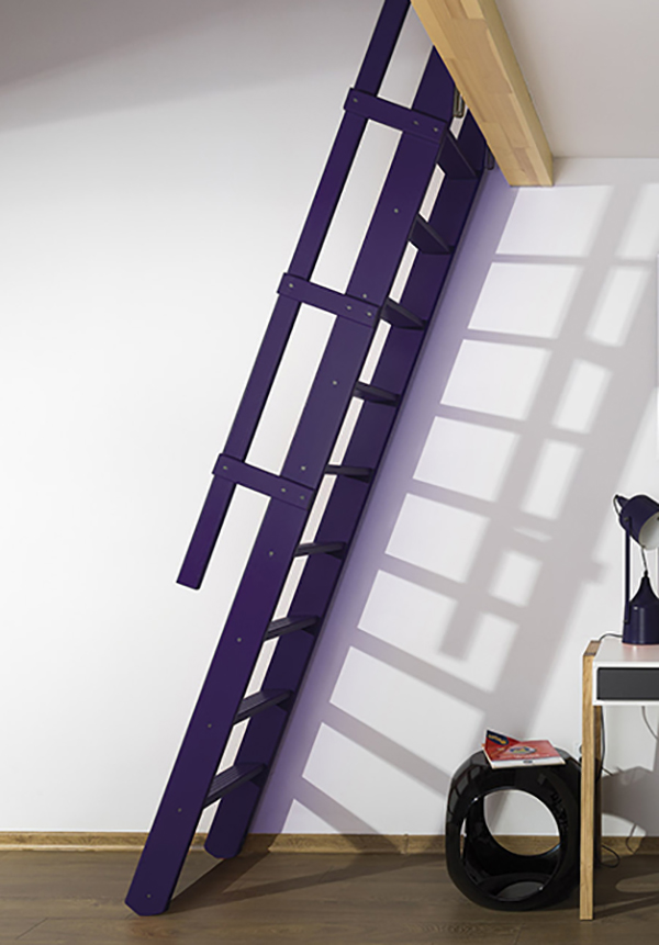 Scala per sopparlchi o vani pieghevole disponibile in 9 colori