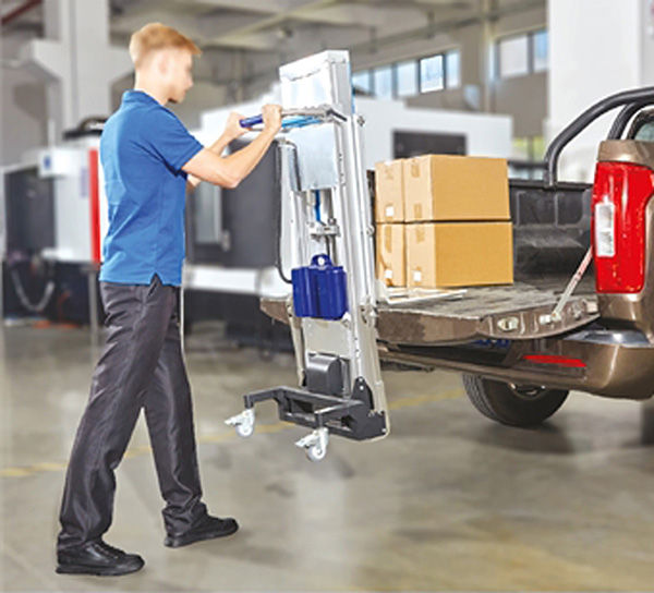 Gerbeur semi-électrique avec mise à niveau automatique